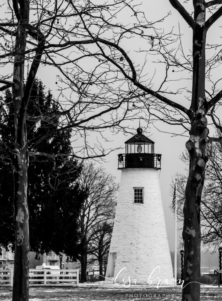 Concord Point Lighthouse in Black & White – Lisa Braun Photography